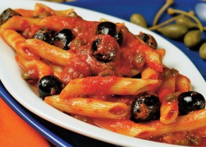 Paste cu sos de rosii si masline - Retete practice