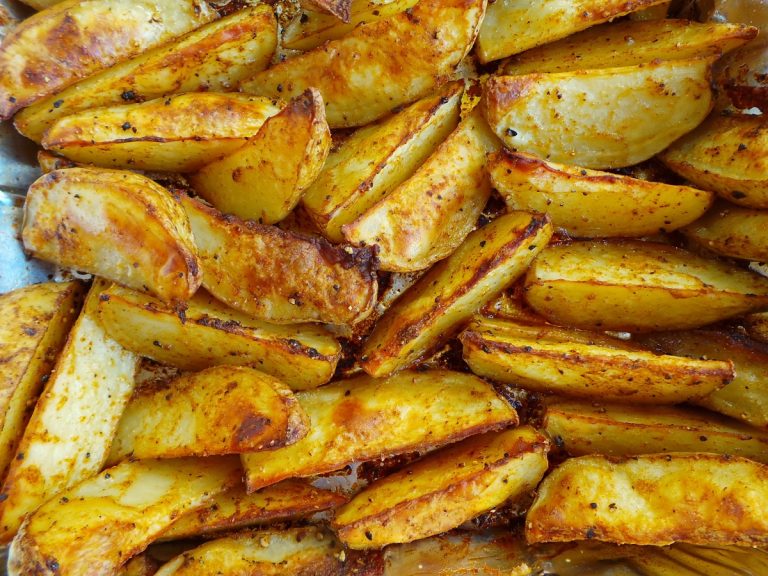 Cartofi prajiti la cuptor - Retete practice